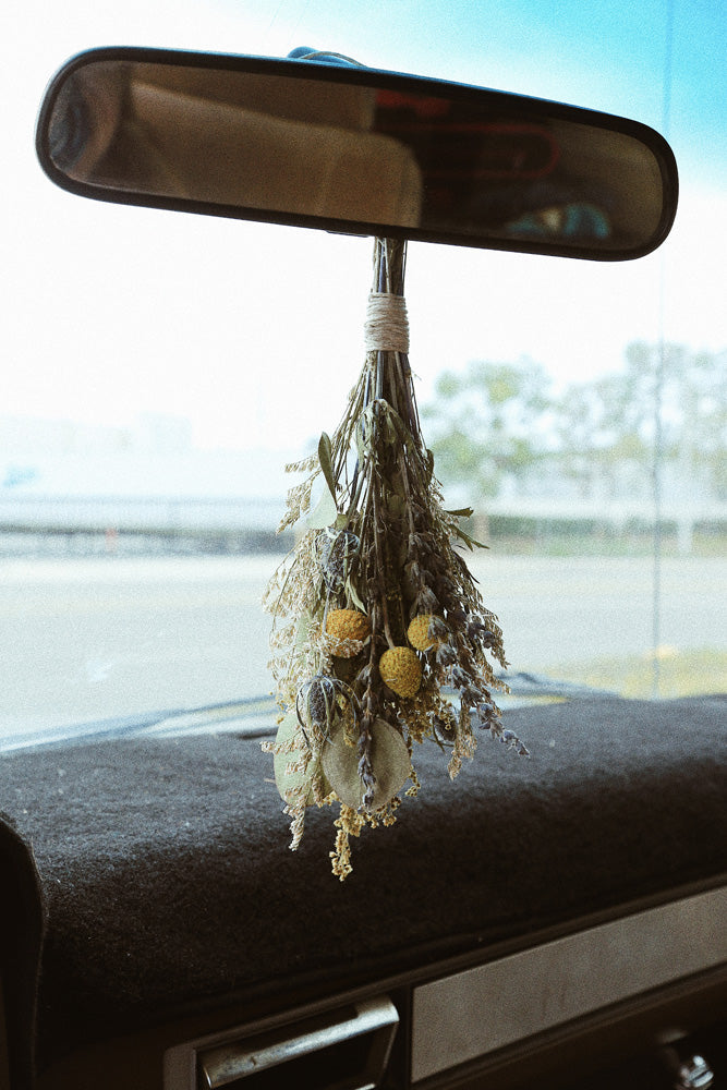 EARTH MAMA! MINI DRIED BOUQUET HOW-TO – Billabong